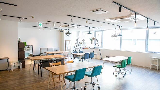 栄駅から徒歩2分のレンタルスペースです!の写真1