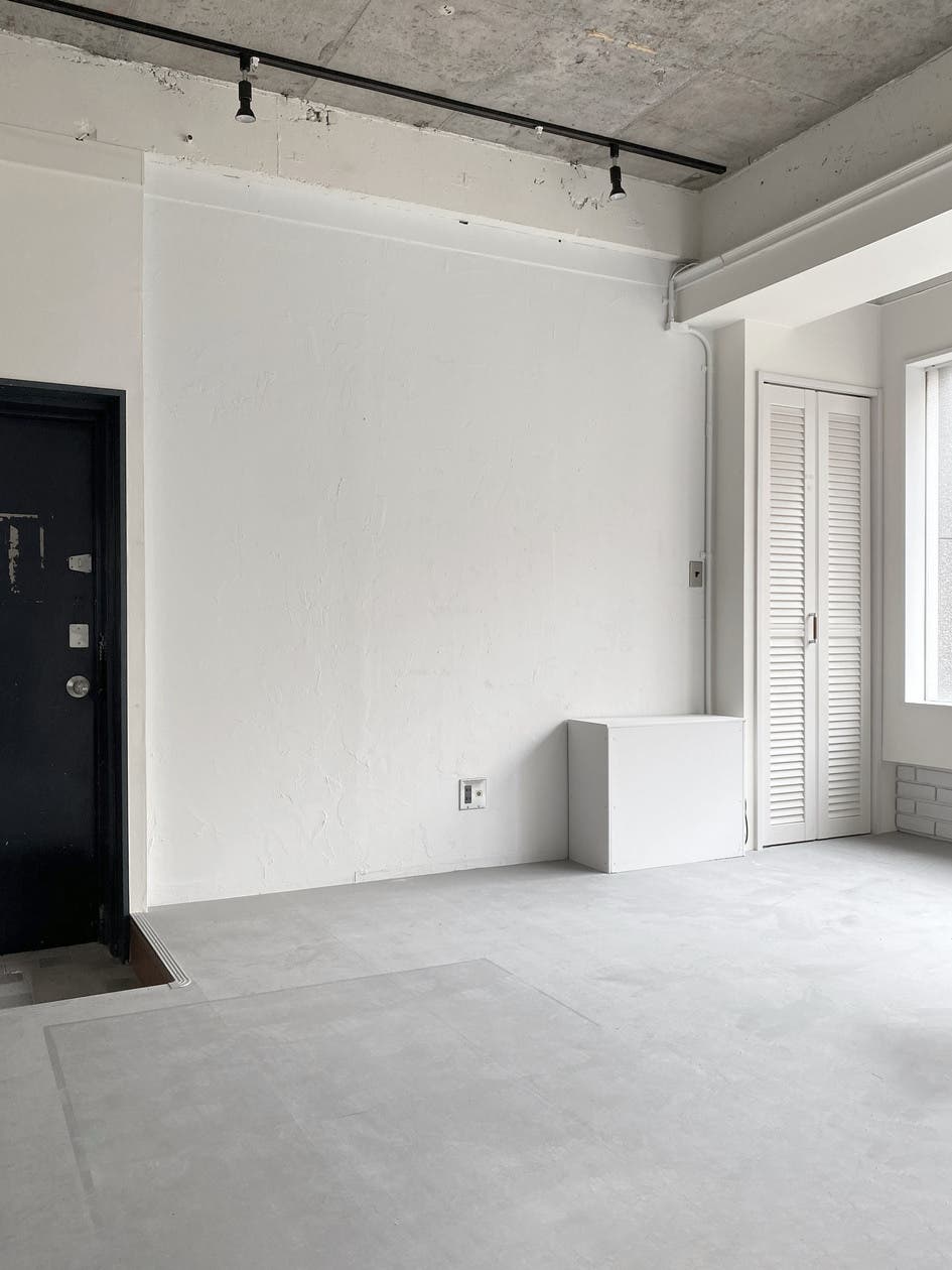 渋谷駅B1出口から4分CLspace白とグレーを基調にしたギャラリースタジオの写真6