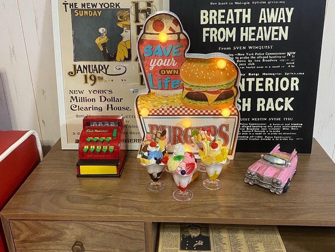 瀬戸内海 糸崎港至近、アメリカンポップな撮影スタジオ。パーティー利用もどうぞ♪の写真7