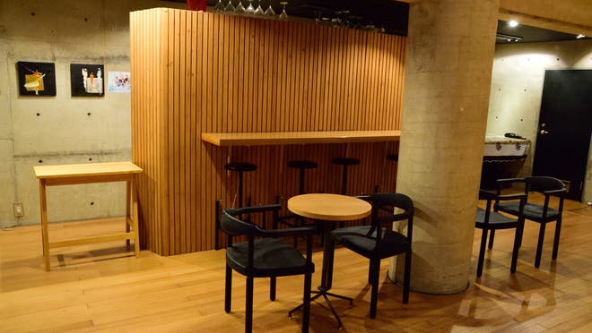 【下北沢】地下なのに高さ5.3m!?設備充実の半月型大ホールでコンサートはいかがでしょうか?の写真9