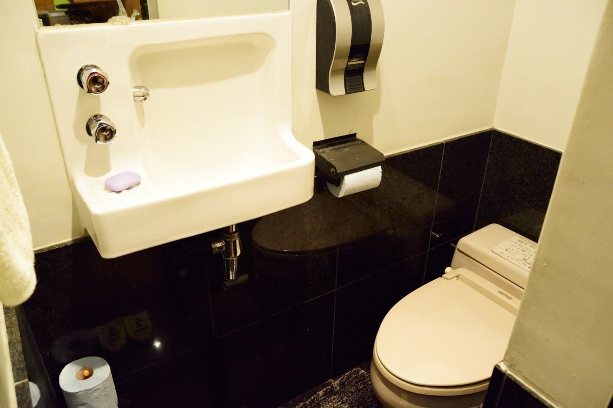 【下北沢】地下なのに高さ5.3m！？設備充実の半月型大ホールでコンサートはいかがでしょうか？の写真17