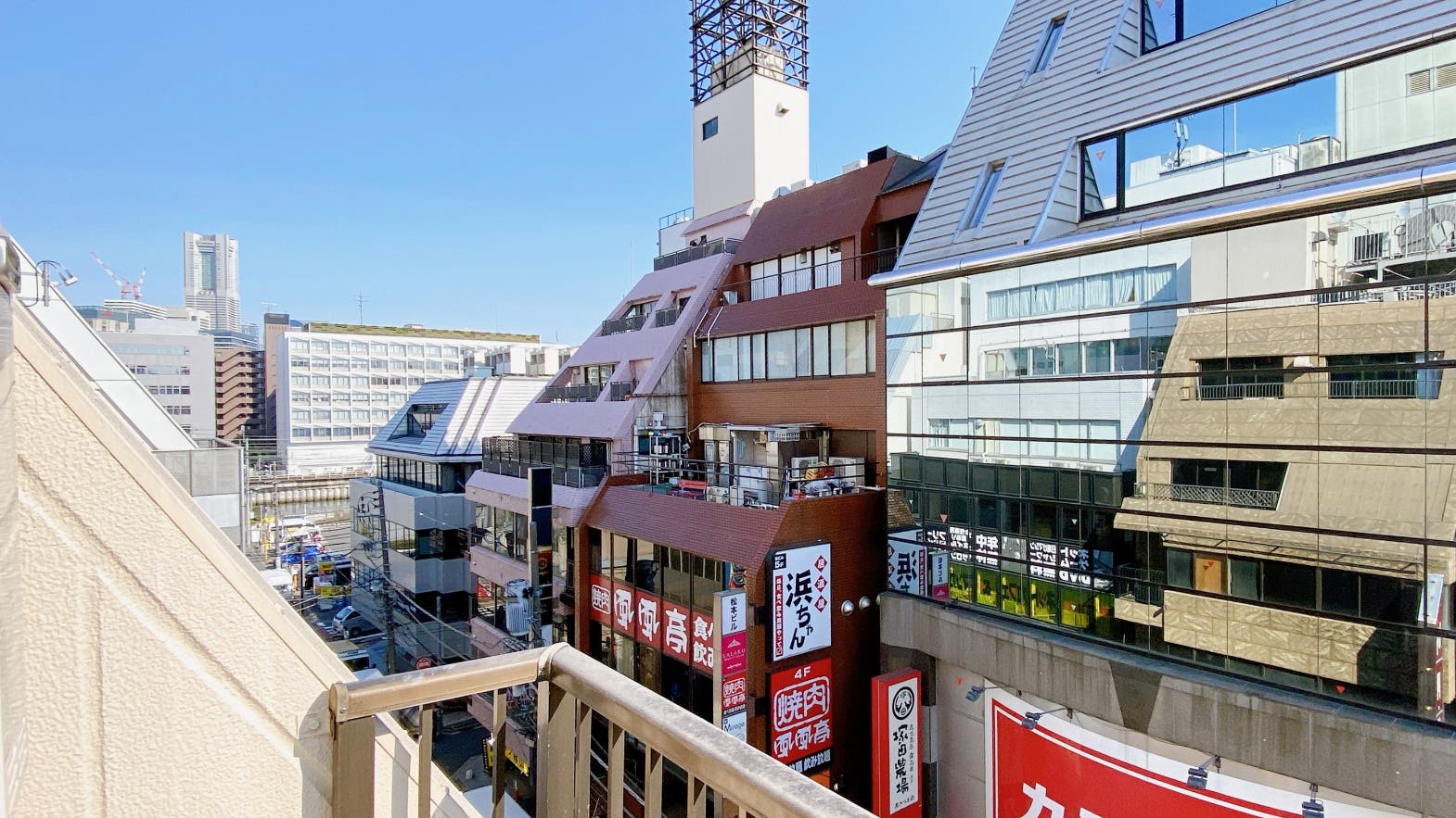 🎊好立地🎊｜🉐格安｜横浜駅4分❗VIVRE・ドンキ近く｜高速WiFi⚡｜👞土足🆗｜Colormell 横浜西口店 A室［〜6名］の写真4