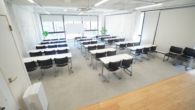 <ラルゴ会議室>【期間限定!料金半額】名古屋駅徒歩5分!ゆったり40名利用!撮影用設備あり!Wi-Fi/プロジェクタ無料!の写真7