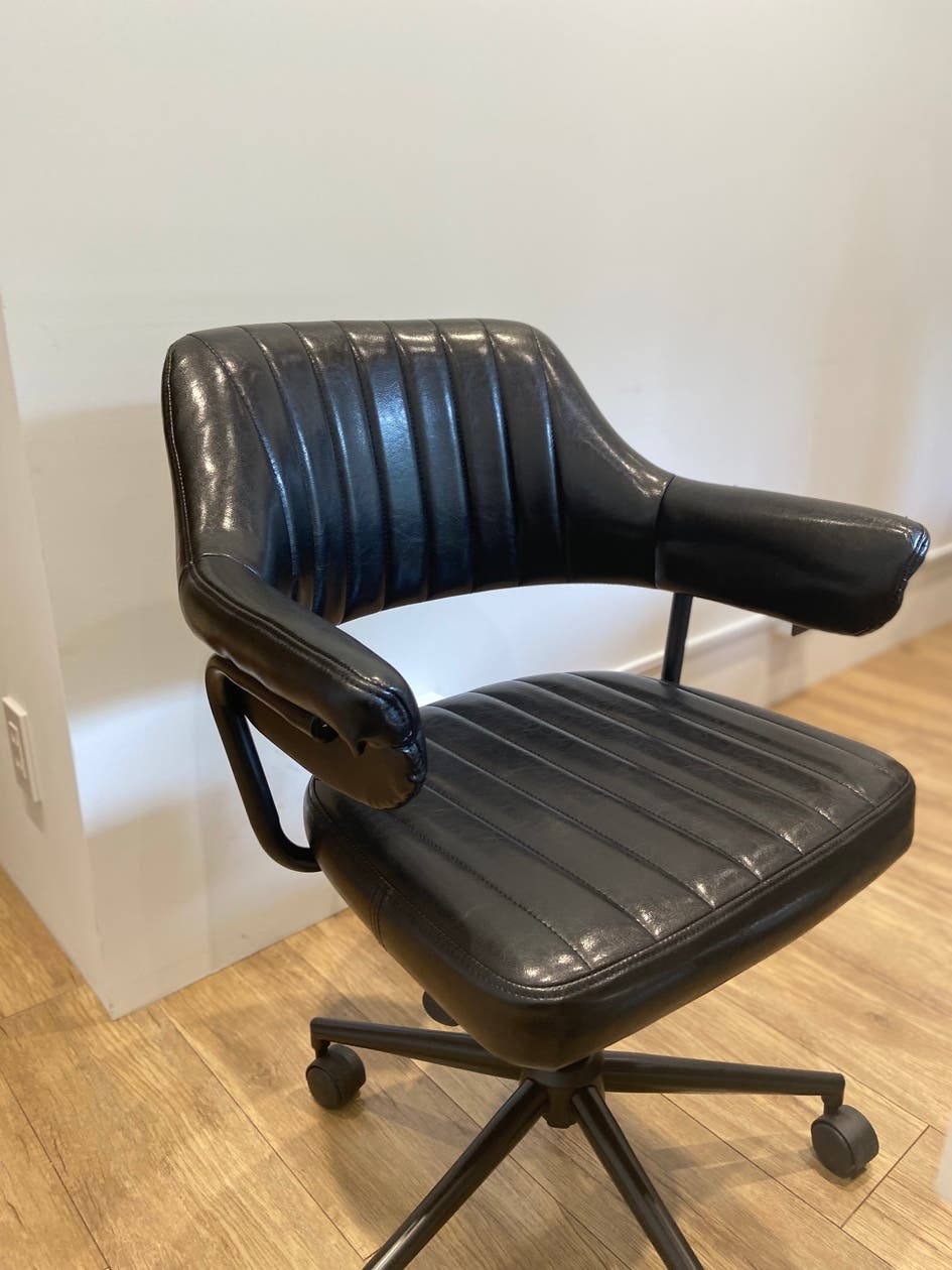 【町田会議室】【駐車場無料】大きな窓で明るい会議室 MTG/会議/セミナー/地域の集まりなどの写真7