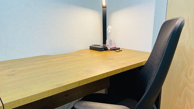 【全席WEB会議可能】【ドリップコーヒー無料】【当日利用OK】早稲田大学正門から徒歩1分の自然光で明るいコワーキングスペースの写真5