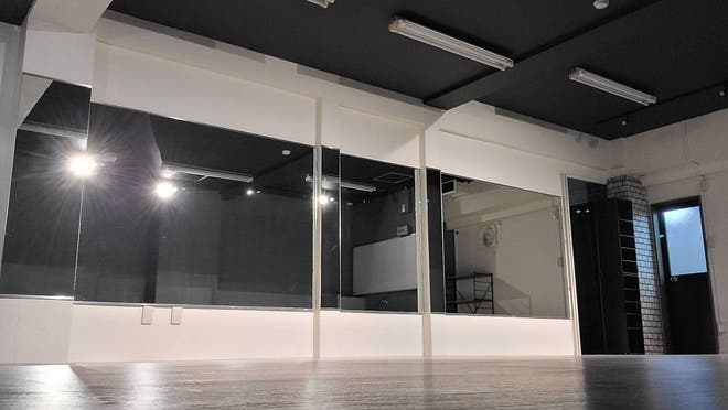 山科店 年中夢求☆当日予約OK! 自主練はもちろん、習い事や教室の開催にぴったりのスタジオ!!!の写真1