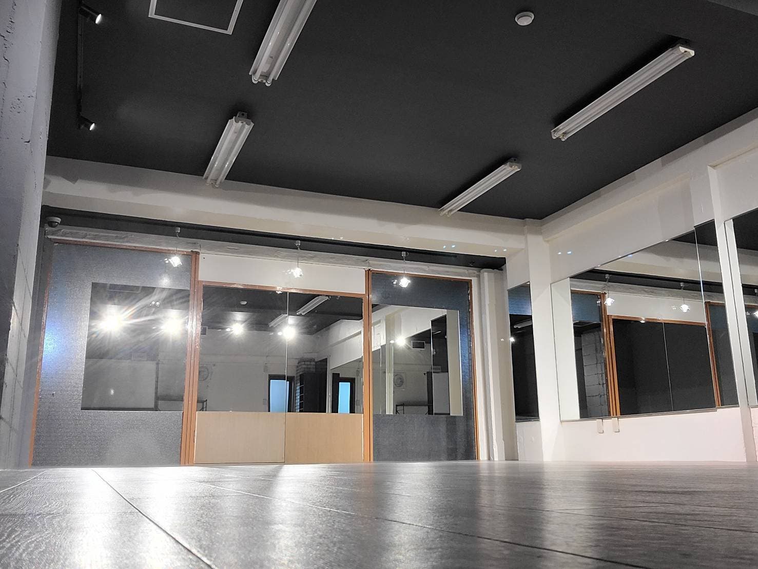 山科店　年中夢求☆当日予約OK！　自主練はもちろん、習い事や教室の開催にぴったりのスタジオ！！！の写真7