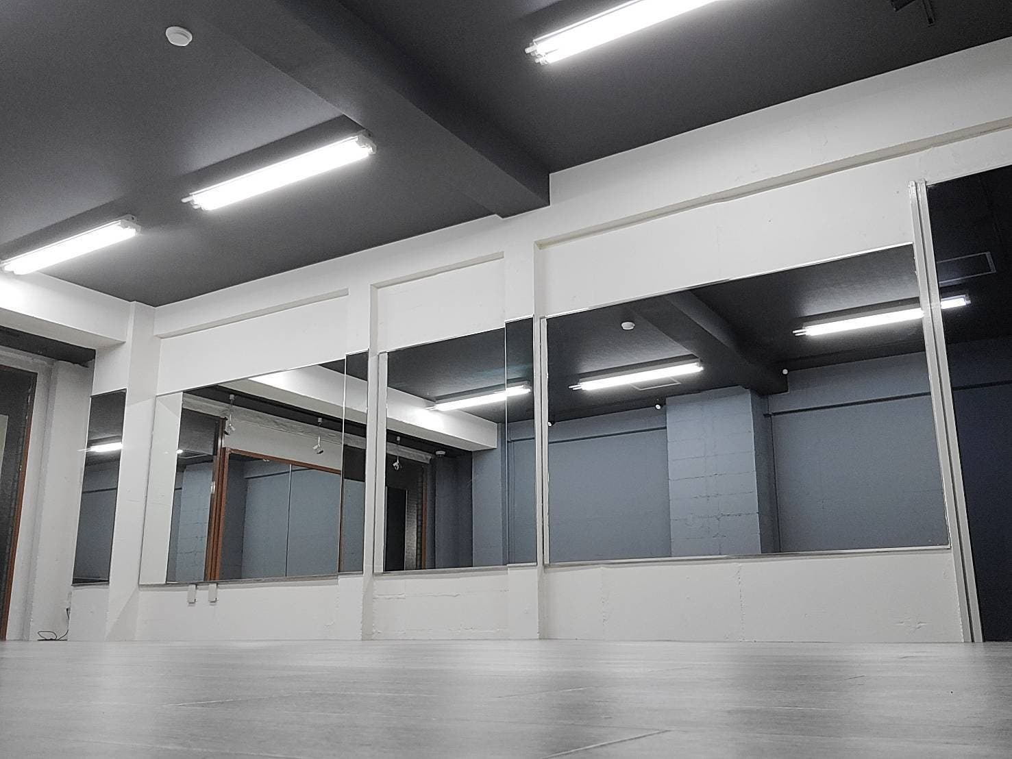 山科店　年中夢求☆当日予約OK！　自主練はもちろん、習い事や教室の開催にぴったりのスタジオ！！！の写真11