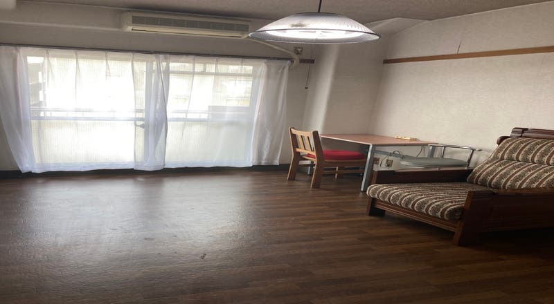 505号。女性専用です。個室利用で学習、リモートワーク、創作活動が出来ます。