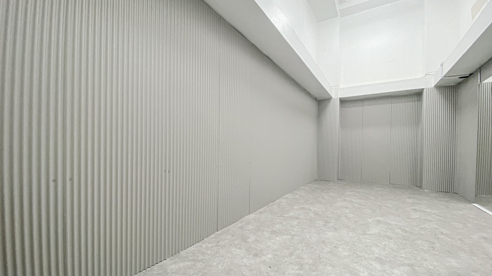 ベストホスト運営✨天高5m！照明で色が変えられる！ポートレート・Tiktok撮影に最適なスペース・ダンススタジオ！【4F】の写真8