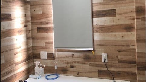 4050号室:時間700円・1日2,000円の完全個室ブース【角部屋】:3h以上の場合は「1日利用」がお得ですの写真2