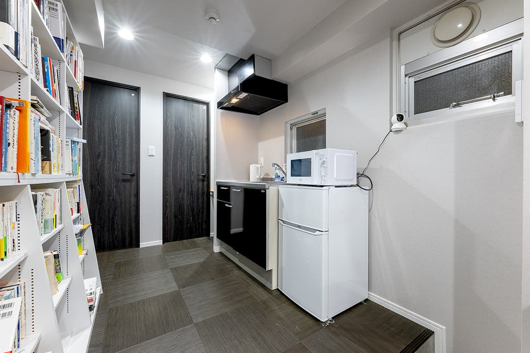 【会議室】ライブラリー（２F）　〜ビジネス書をメインに各種書籍が充実。ミーティングや面接などビジネスシーンに人気〜の写真8