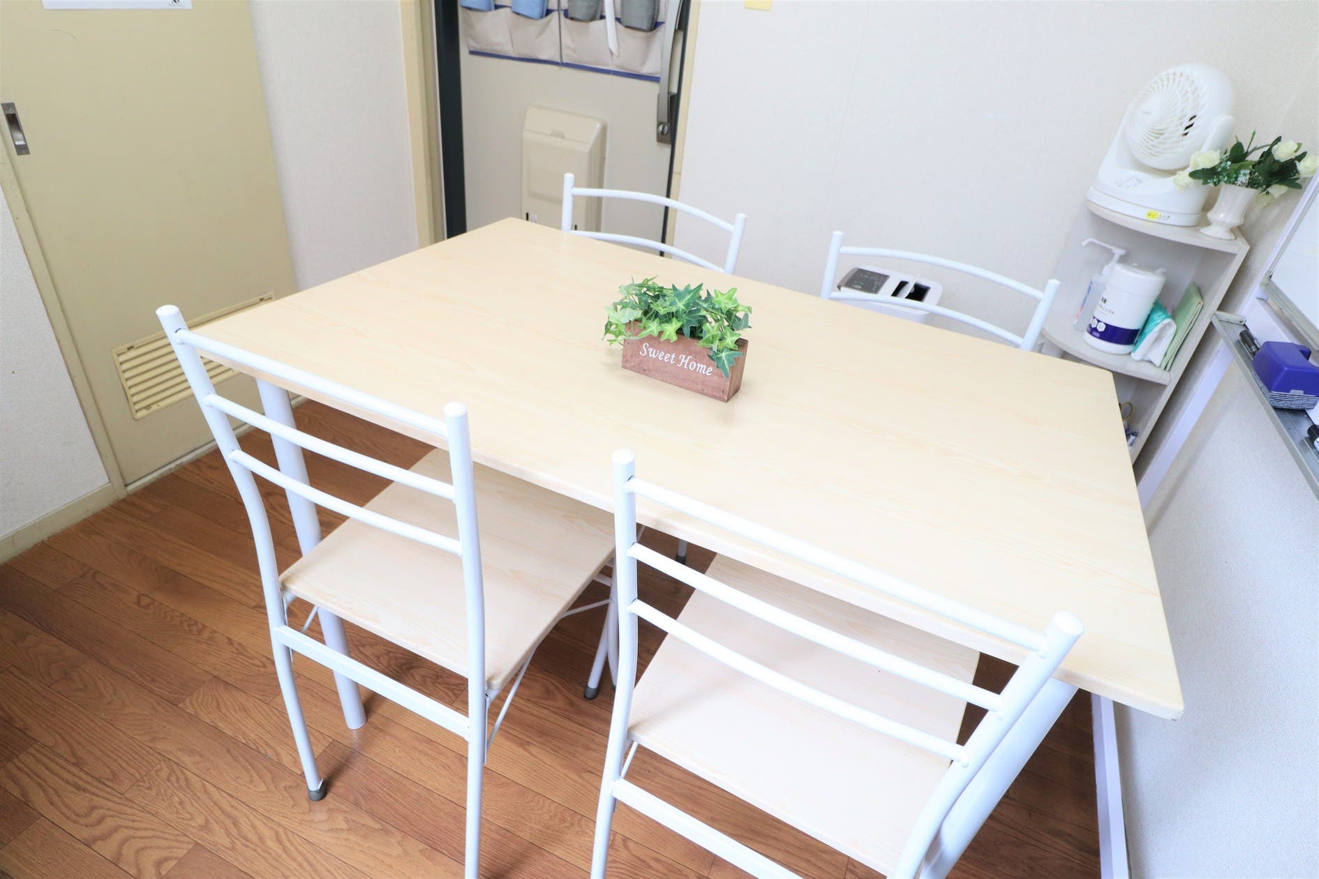 コスパ最高★安くてキレイで駅から近い♪ 光回線Wi-Fi導入♪　会議、セミナー、ボドゲ、マンツーマンレッスン、等多目的用途可の写真9