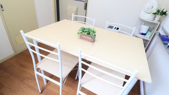 コスパ最高★安くてキレイで駅から近い♪ 光回線Wi-Fi導入♪ 会議、セミナー、ボドゲ、マンツーマンレッスン、等多目的用途可の写真9