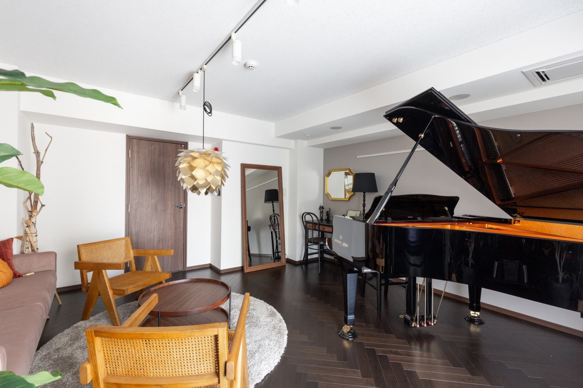 ［日本橋/24時間演奏可能］グランドピアノ常設の音楽スタジオ。サロン・音楽教室・撮影等の写真5