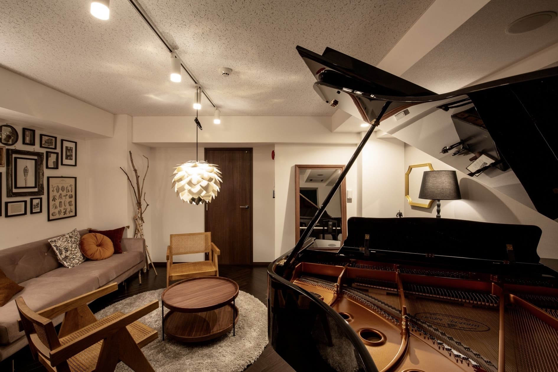 ［日本橋/24時間演奏可能］グランドピアノ常設の音楽スタジオ。サロン・音楽教室・撮影等の写真11