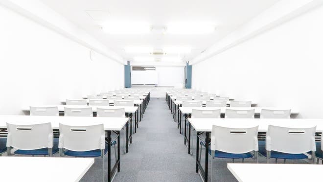 【池袋駅3分好立地!大型会議室!60名利用可!】プロジェクター・ホワイトボード・WiFi無料!ふれあい貸し会議室 池袋No46の写真1