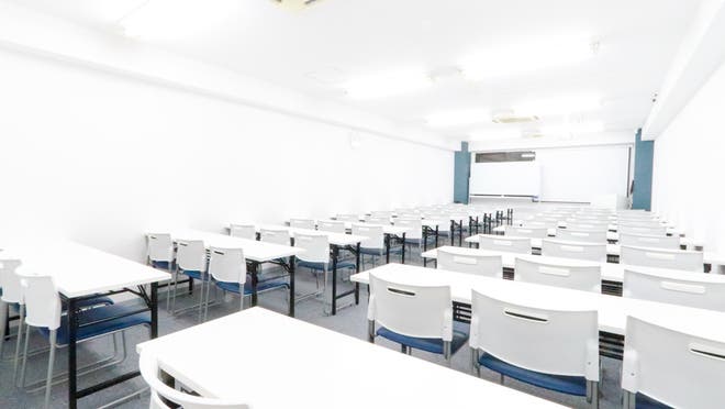 【池袋駅3分好立地!大型会議室!60名利用可!】プロジェクター・ホワイトボード・WiFi無料!ふれあい貸し会議室 池袋No46の写真3