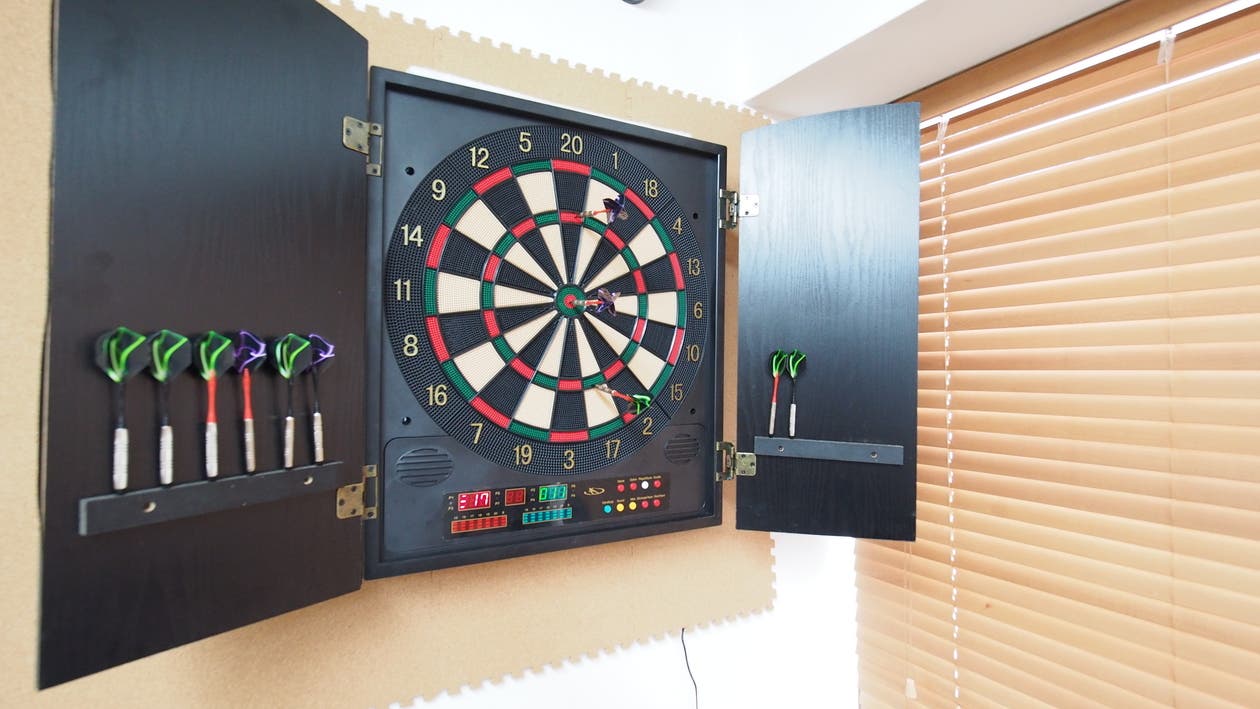 【ワイナリー】横浜駅歩5分 格安会議室　WiFi・モニタ・ホワイトボード無料　Web会議・テレワークの写真6