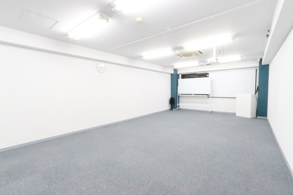 【池袋駅3分好立地！大型会議室！60名利用可！】プロジェクター・ホワイトボード・WiFi無料！ふれあい貸し会議室 池袋No46の写真21