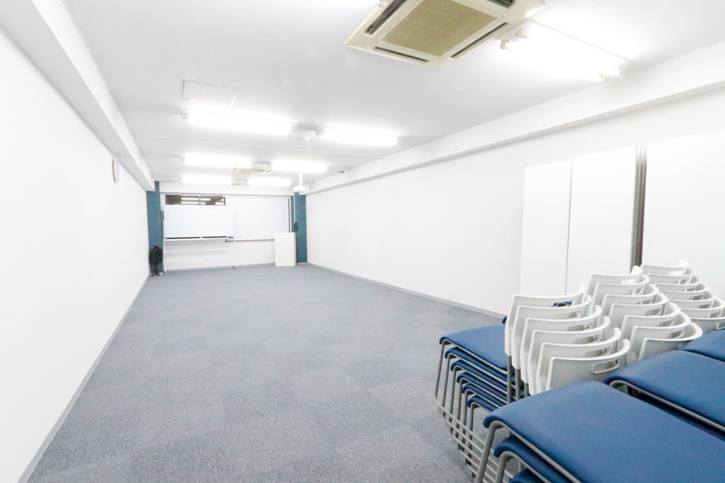 【池袋駅3分好立地！大型会議室！60名利用可！】プロジェクター・ホワイトボード・WiFi無料！ふれあい貸し会議室 池袋No46の写真22
