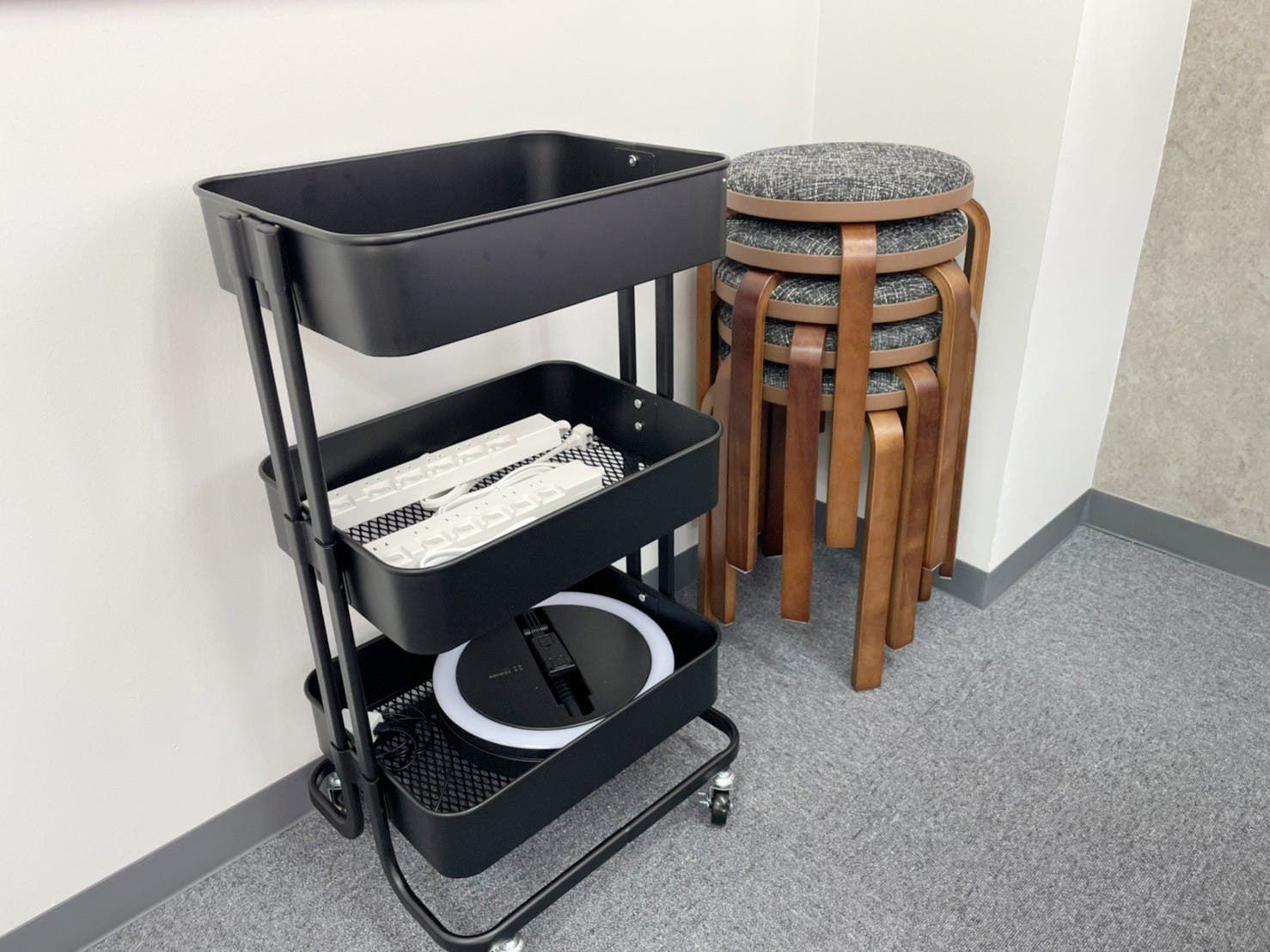 ☆新オープン☆本郷三丁目駅から徒歩1分のミーティングルーム! 15名収容! 最大20名利用! IPv6高速インターネット!の写真7