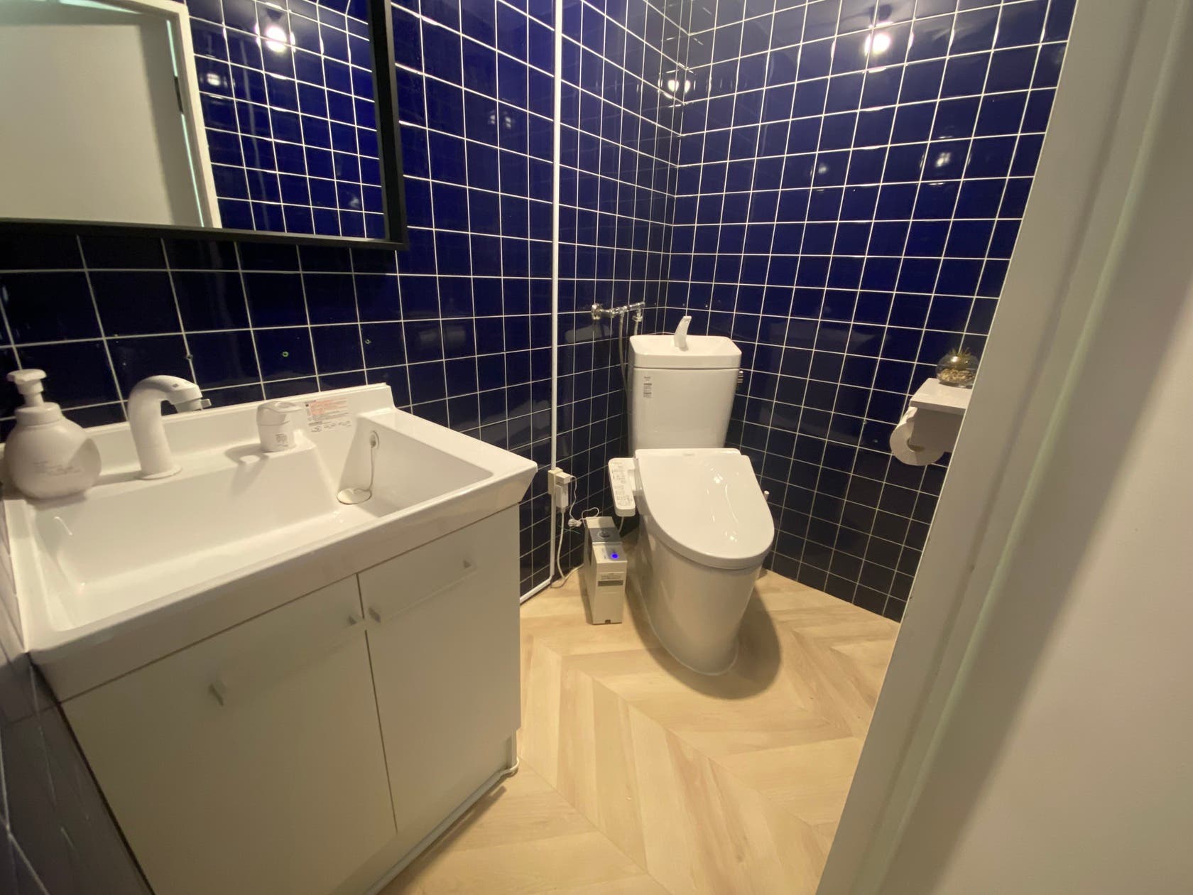 【練馬徒歩4分】HP完成記念！高3.3×横6ｍ白ホリ、トップライトの打てるレンタル撮影スタジオの写真20