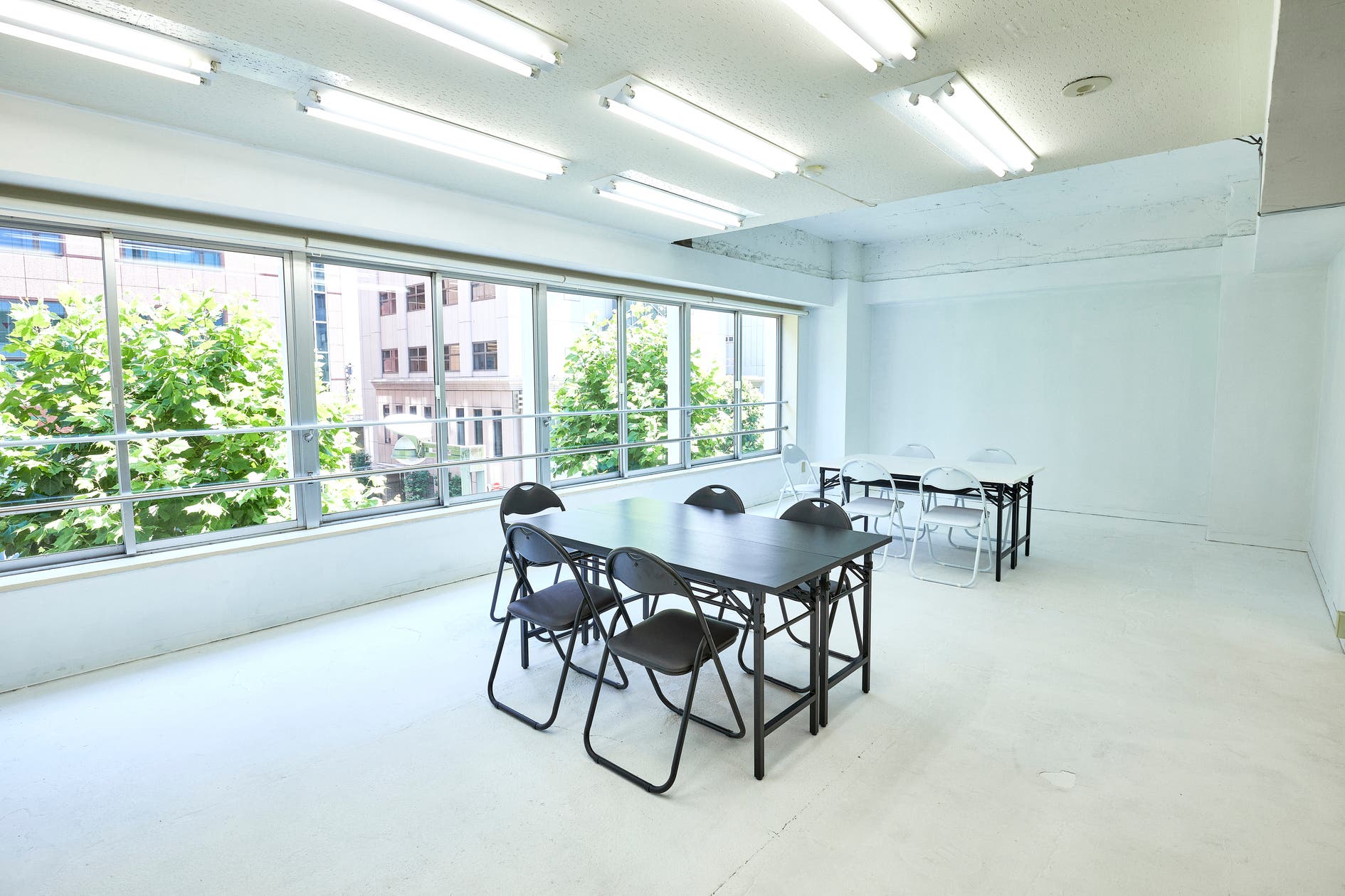 【DEXI Ｍono Studio／3F】新宿御苑前3分！会議・講習会・撮影・展示会・イベントなど多目的なニーズに◎の写真6