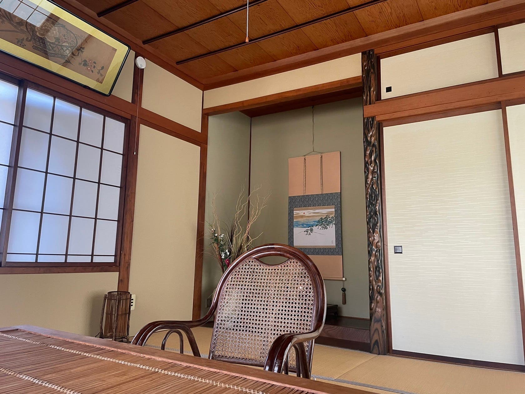 簡単な茶道の道具完備の8畳和室の写真1