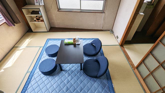 新調した畳が心地よい昔ながらの和室☆占いやネイル、テレワーク、荷物置き場にも最適の写真4