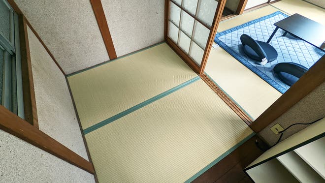 新調した畳が心地よい昔ながらの和室☆占いやネイル、テレワーク、荷物置き場にも最適の写真7