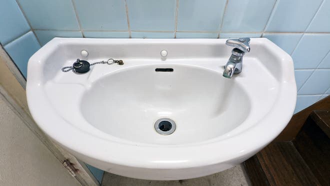 新調した畳が心地よい昔ながらの和室☆占いやネイル、テレワーク、荷物置き場にも最適の写真11