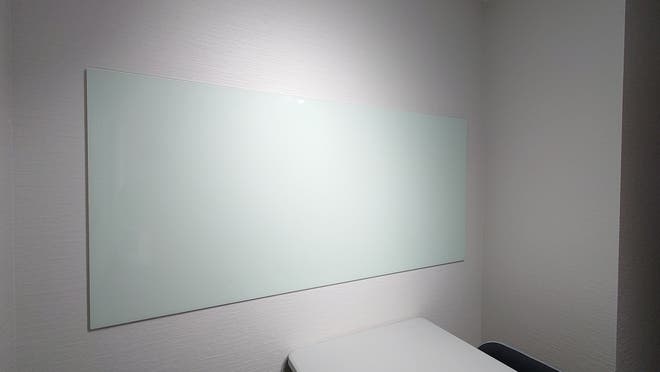 【博多駅徒歩圏内】半防音で重要な会議にも◎/テレワーク/勉強会に!最大6名/Wi-Fiプロジェクター完備の写真5