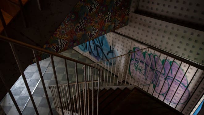 廃墟ラブホテル 香芝ICから2分の写真4