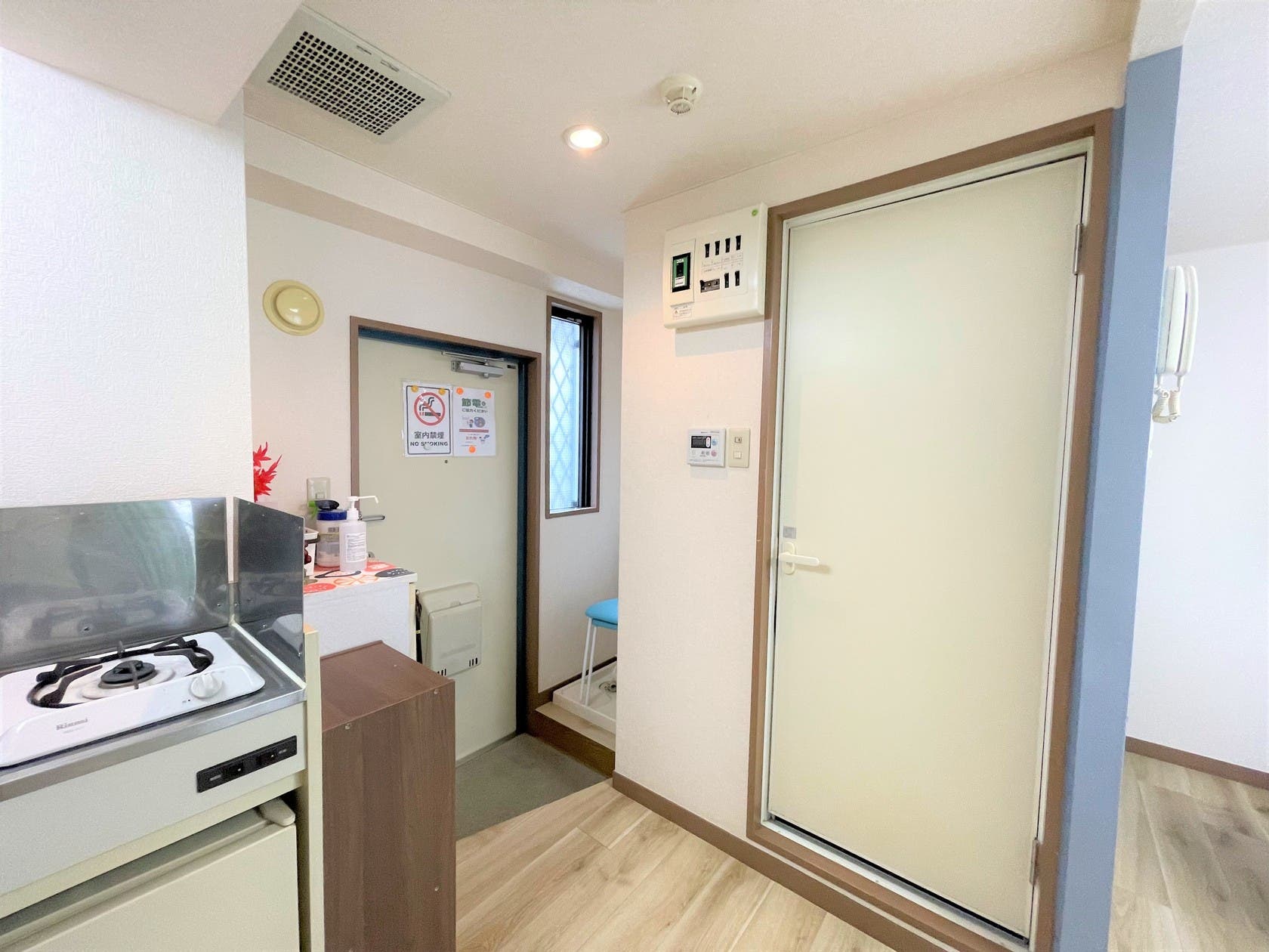 【大井町駅徒歩3分】豊強ビル完全個室 会議室（６名）49インチ４Kディスプレイ、高速WIFI、ホワイトボード、電子レンジ無料★の写真14