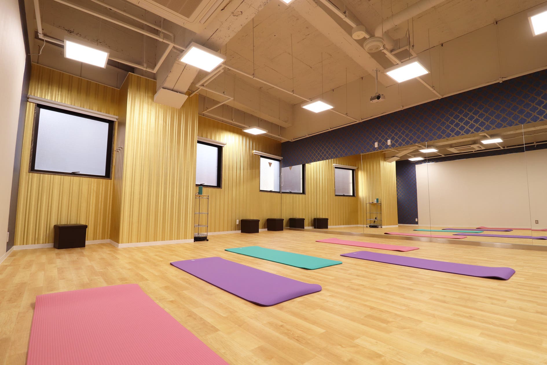 【料金値下げ】【駅徒歩1分の駅チカ】プロジェクター備え付け♪・パウダールーム完備♪無料オプション品多数♪【スタジオE】の写真7