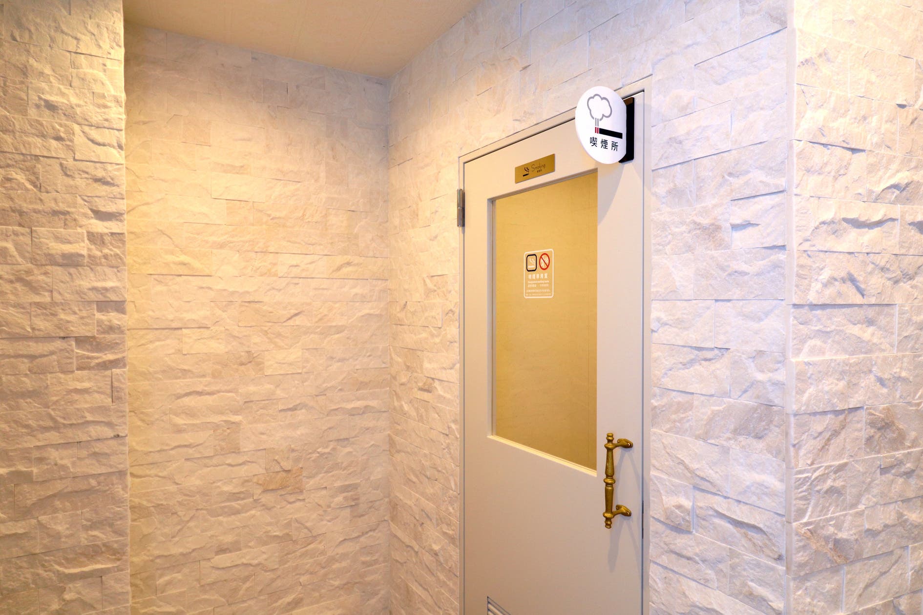 【料金値下げ】【駅徒歩1分の駅チカ】プロジェクター備え付け♪・パウダールーム完備♪無料オプション品多数♪【スタジオE】の写真20