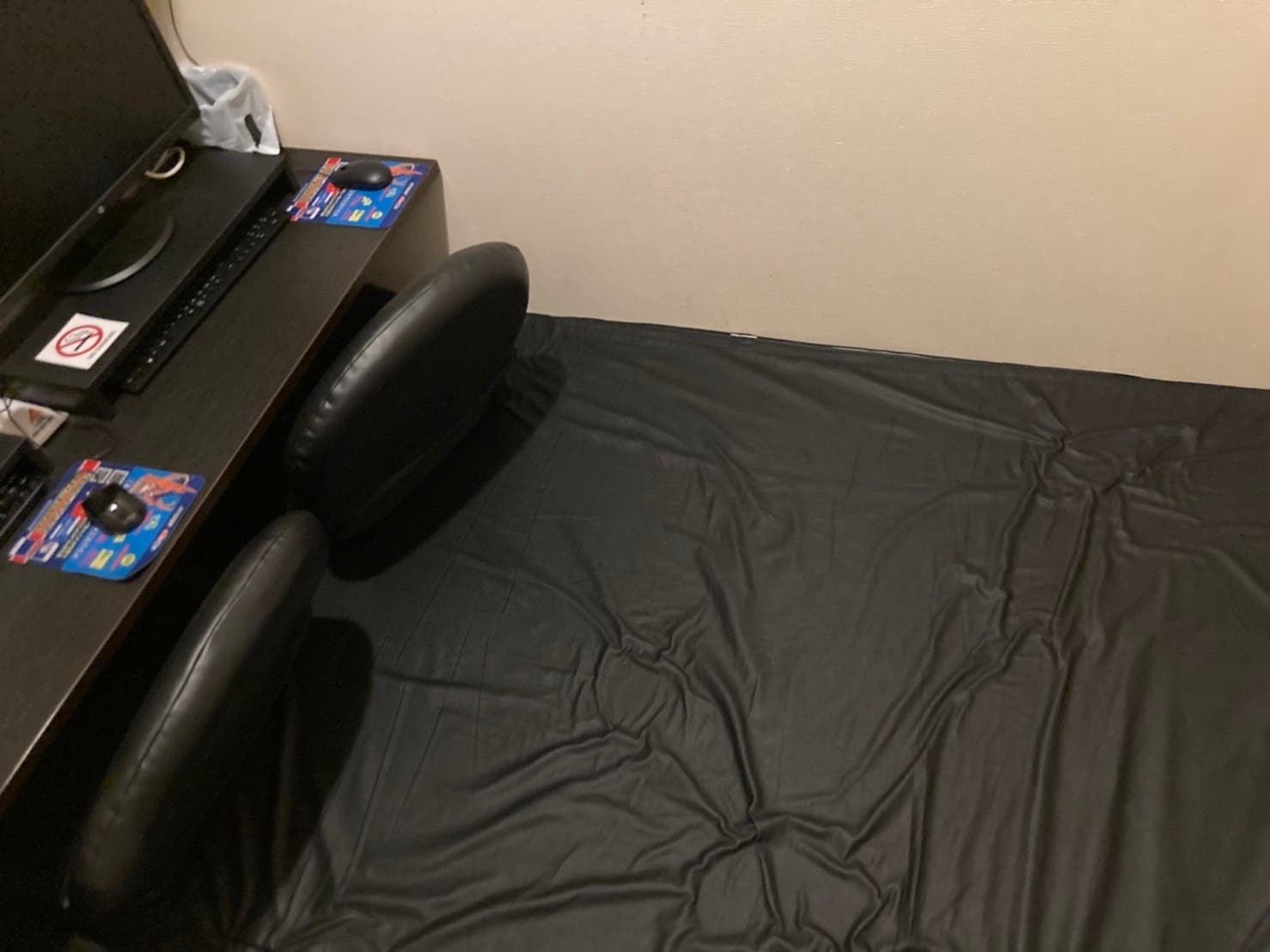 門前仲町駅から徒歩２分！ワイドフラット防音完全個室　PC2台設置使えます！の写真5