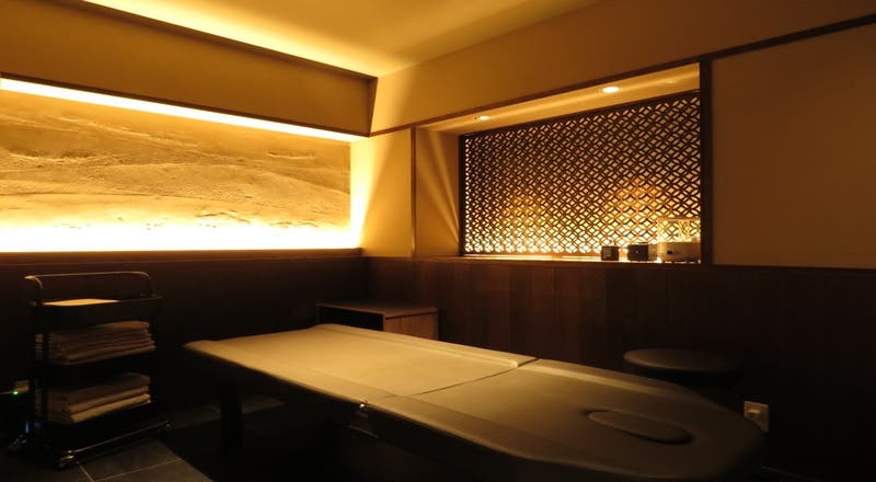 SalonB《和のテイストで秘密基地のような個室サロン》ストレッチ、もみほぐし、エステ等！当日予約、24時間利用、シャワー室あり