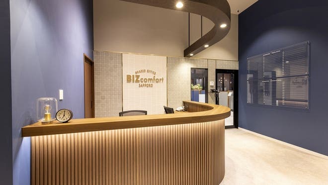 【札幌駅徒歩5分】打合せやWEB会議に使える✨6名用会議室 #Wi-Fi #電源 #ホワイトボード #フリードリンクの写真3