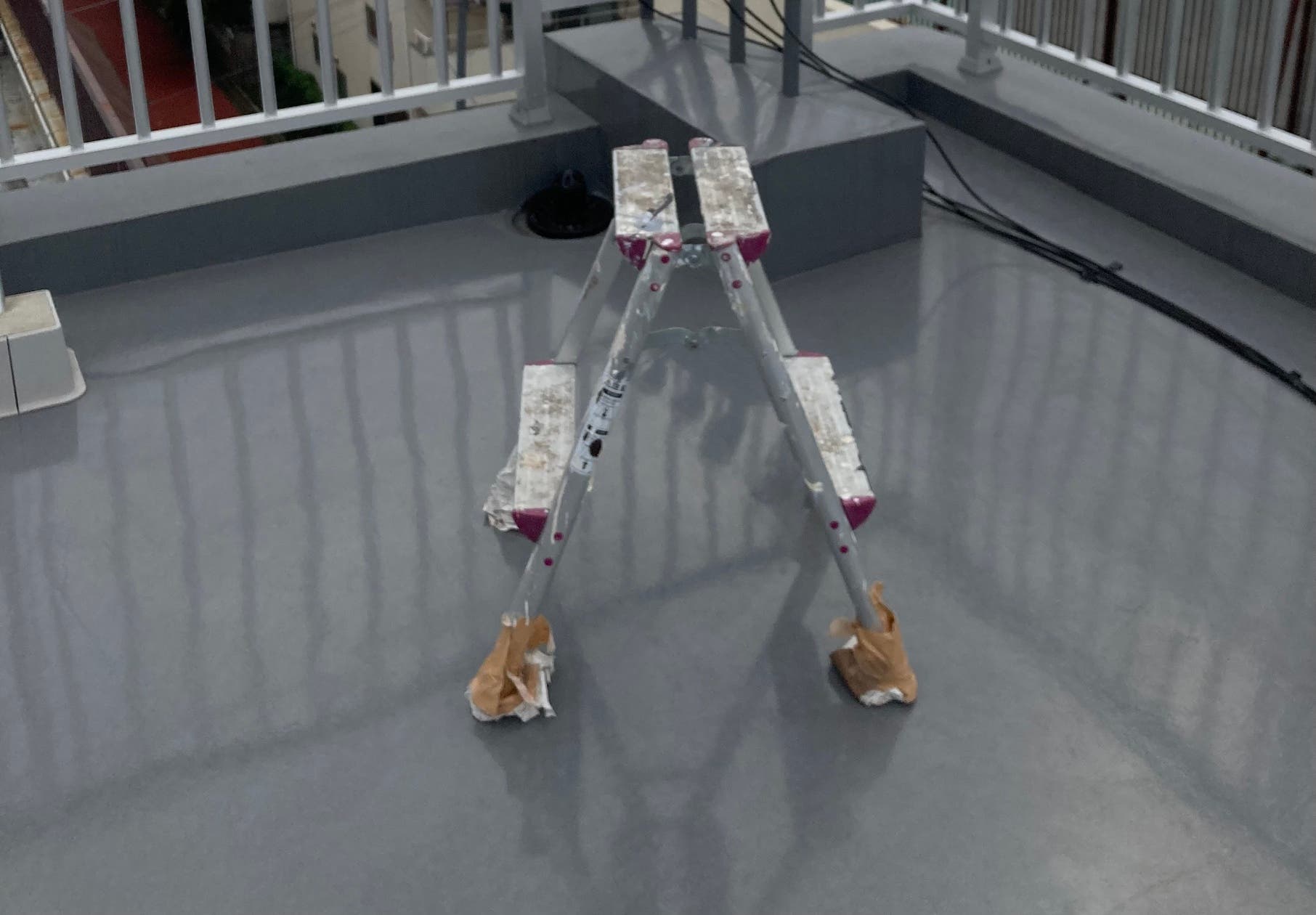 新宿超高層ビル群を一望！都庁・パークハイアット東京などの摩天楼を背景に撮影できる屋上スペース/無料更衣室完備の写真21