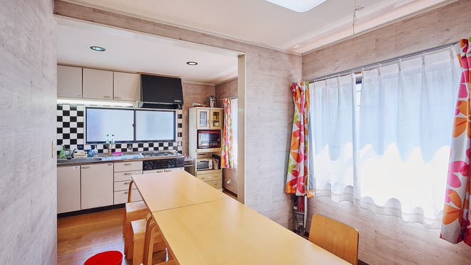 【RebornキッチンスペースC】自然光の入る一軒家の一室、キッチンで撮影/女子会/誕生日会/パーティー【阪神尼崎駅徒歩7分】の写真3