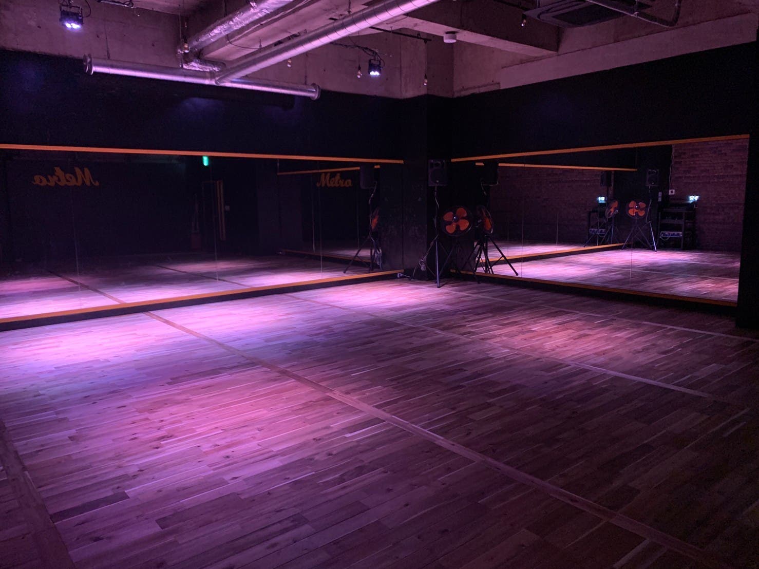 ◆横浜駅西口から徒歩5分◆舞台並みの照明設備完備！オシャレで居心地の良いレンタルスタジオです！の写真9