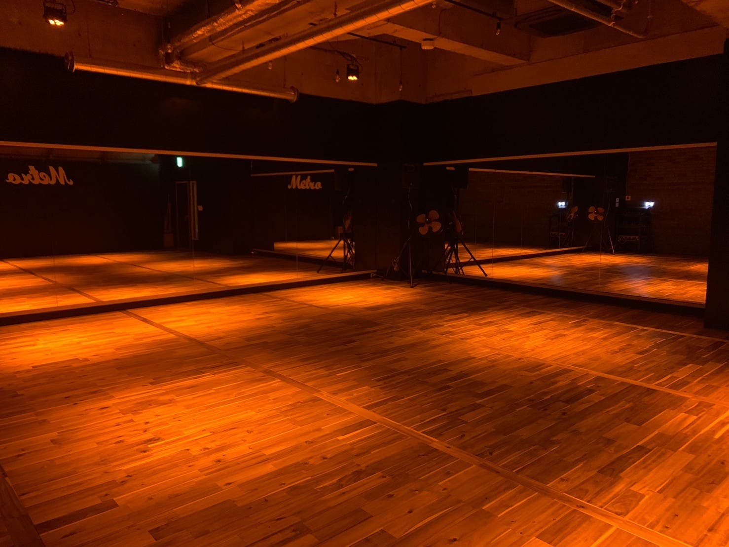 ◆横浜駅西口から徒歩5分◆舞台並みの照明設備完備！オシャレで居心地の良いレンタルスタジオです！の写真11