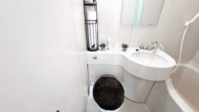 エアコン有!地域最安!狸小路1分ドンキ近!12名可 完全個室 55型モニタ/光WiFi/FireTV/Bluray/施術台全無料の写真2