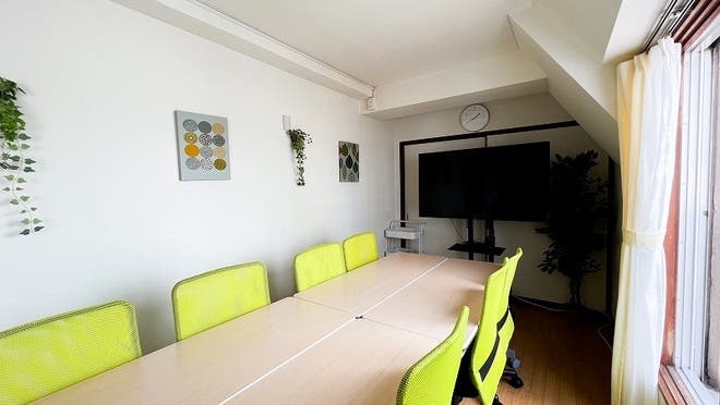 エアコン有!地域最安!狸小路1分ドンキ近!12名可 完全個室 55型モニタ/光WiFi/FireTV/Bluray/施術台全無料の写真15