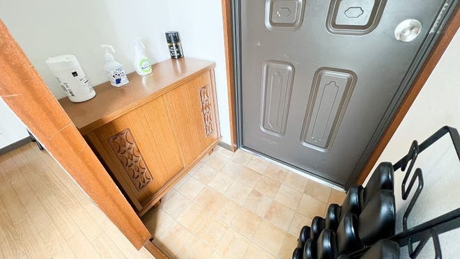 エアコン有!地域最安!狸小路1分ドンキ近!12名可 完全個室 55型モニタ/光WiFi/FireTV/Bluray/施術台全無料の写真17