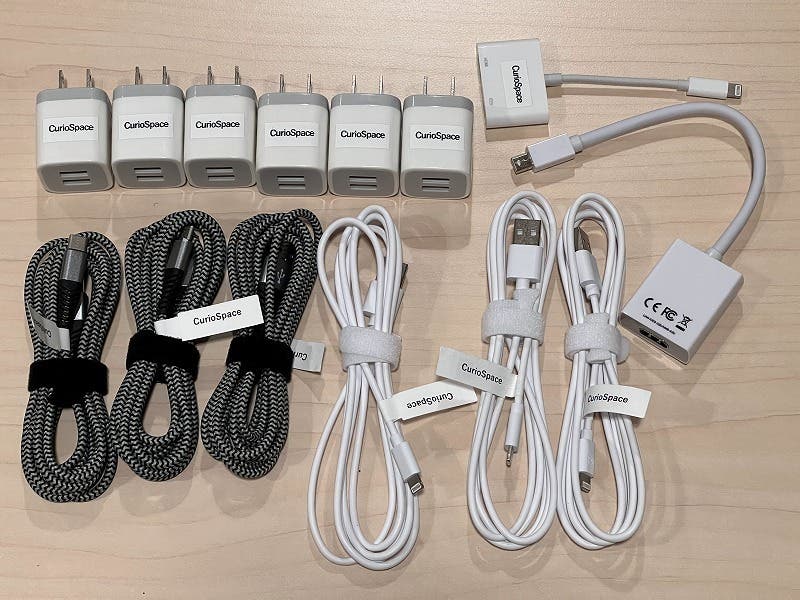 エアコン有！地域最安！狸小路1分ドンキ近！12名可 完全個室 55型モニタ/光WiFi/FireTV/Bluray/施術台全無料の写真20