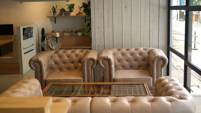 【原宿駅・明治神宮前駅すぐ!】4名用テラスソファ席!撮影や女子会にぴったりのおしゃれ空間✨の写真3