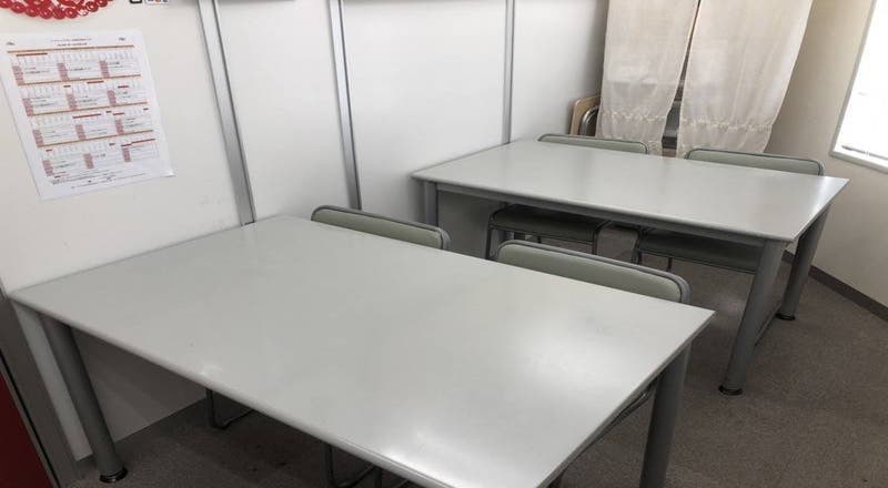 【会議室B★池袋駅徒歩5分★直前申込歓迎】駅ちか・やすい・きれい・高速Wi-Fiあり